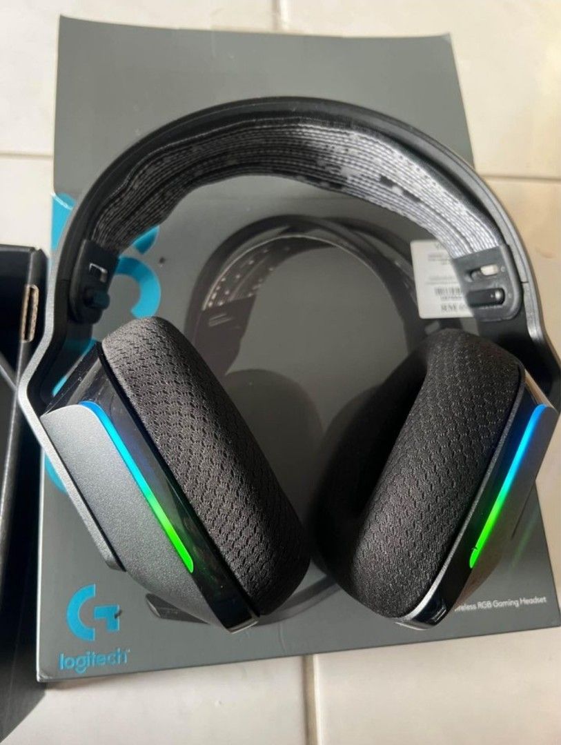 Logitech Headset G733 Wireless, Audio, Headphones & Headsets on Carousell