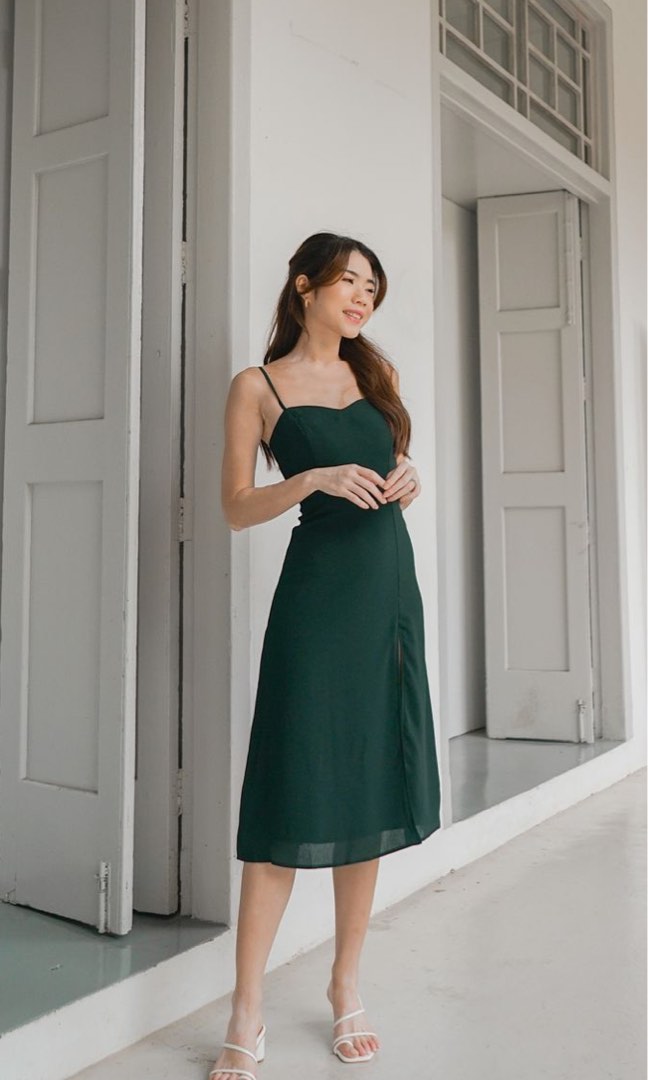 Mikayla Shelda Sweetheart Midi Dress in Forest Green, Women's Fashion ...