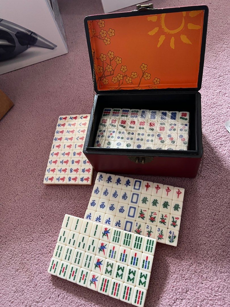 Mini Mahjong set, Hobbies & Toys, Toys & Games on Carousell