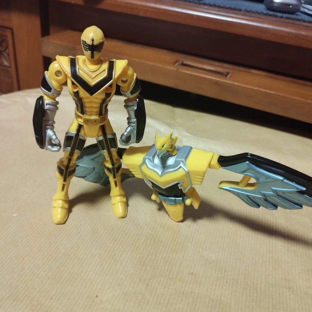 Mystic Force Yellow Ranger Battlizer Power Rangers // Mahou Sentai ...