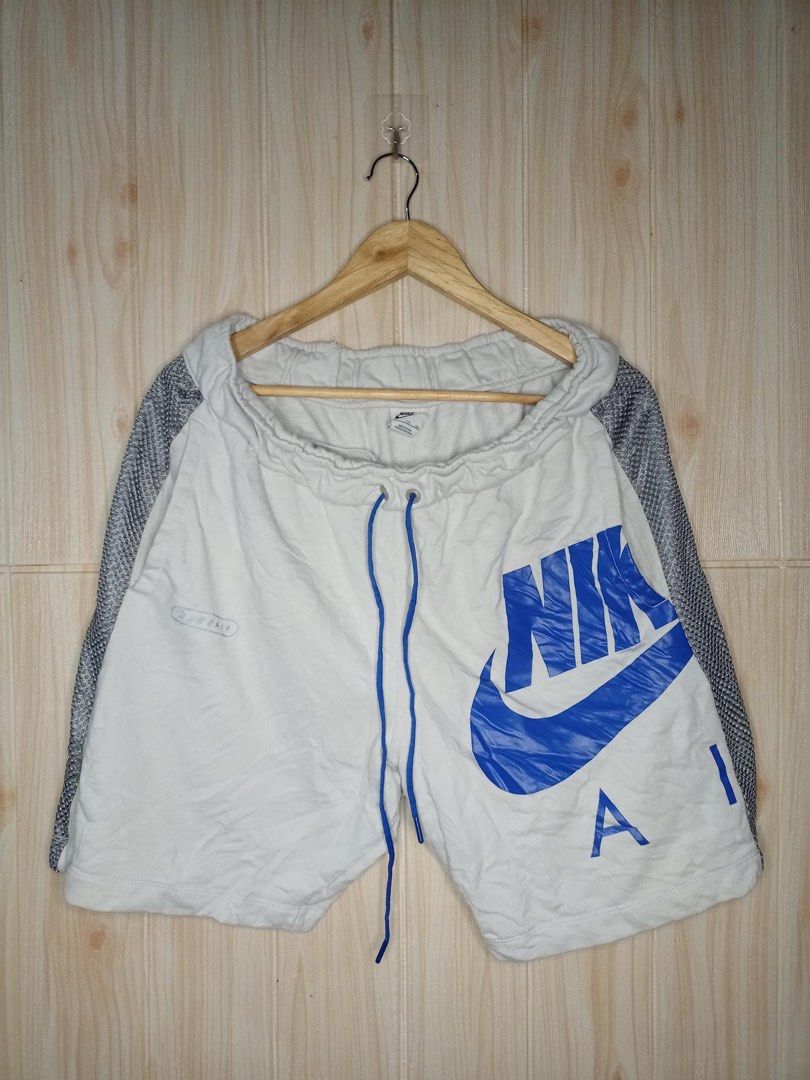 NIKE AIR BIG SCRIPT LOGO on Carousell