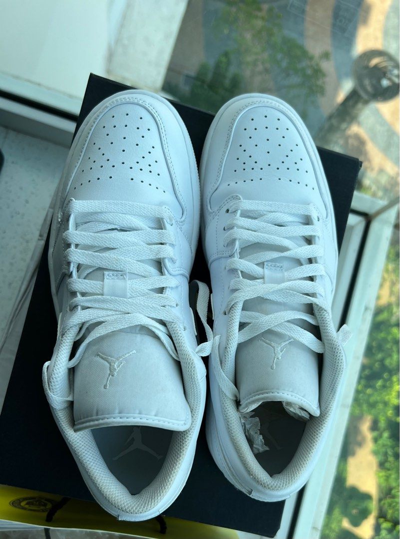 NIKE AIR JORDAN 1 LOW TRIPPLE WHITE, Men's Fashion, Footwear, Sneakers ...