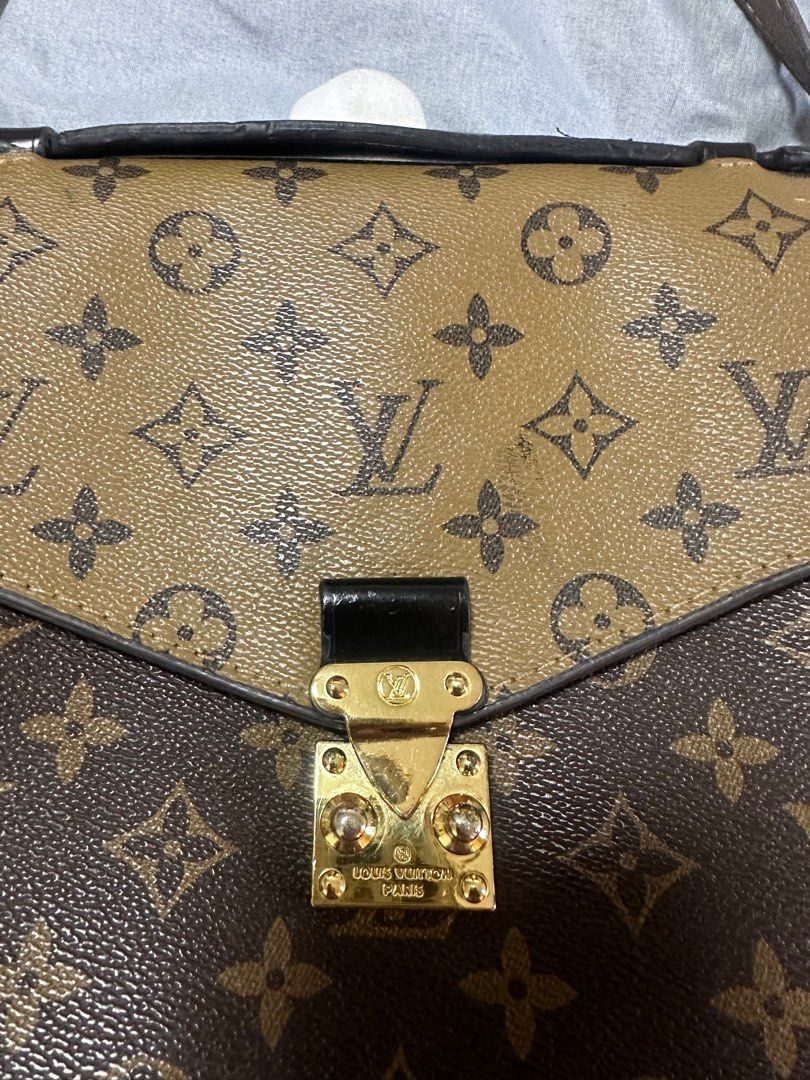 Normal bag, Women's Fashion, Bags & Wallets, Cross-body Bags on Carousell
