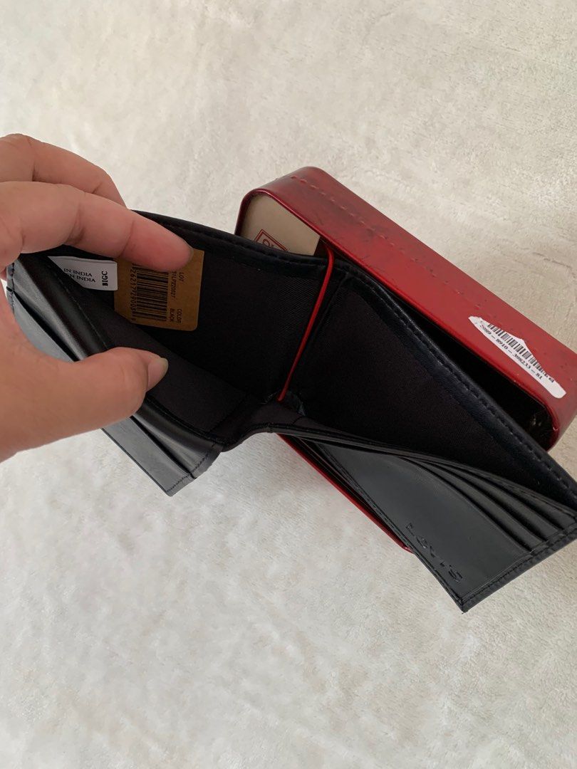 Original Levi’s Men’s Wallet With RFID Protection on Carousell