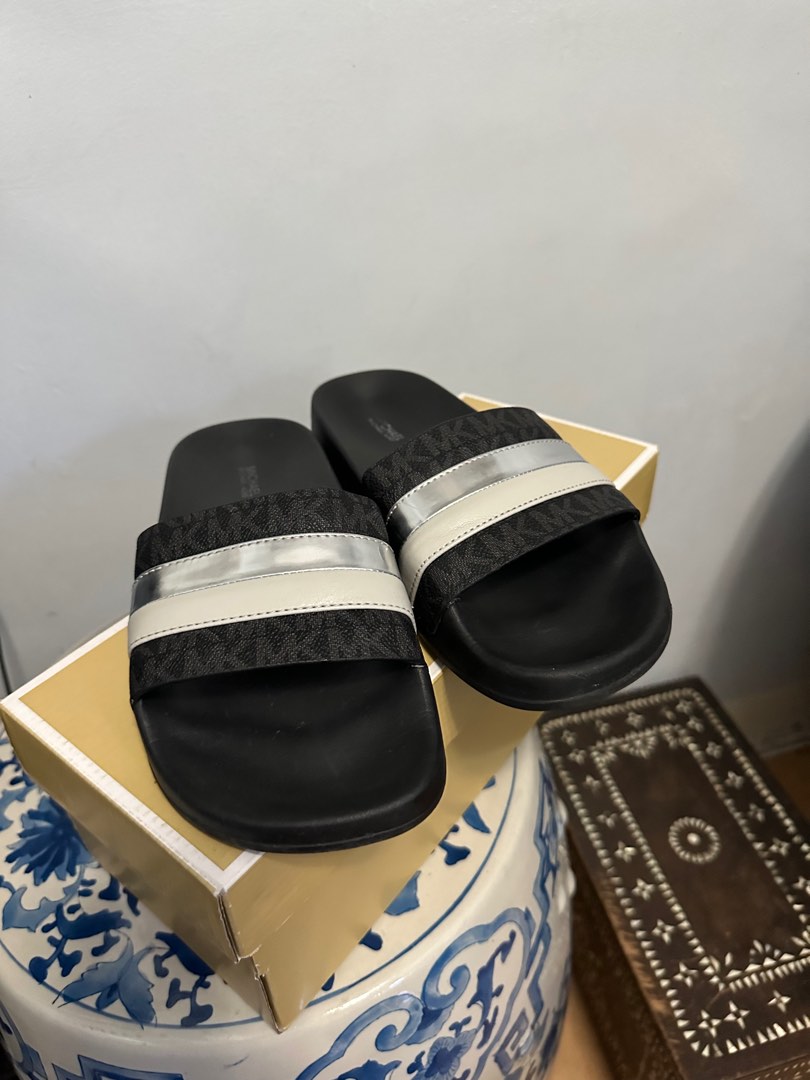 Original Michael Kors Brandy Slide, Women's Fashion, Footwear, Flats ...