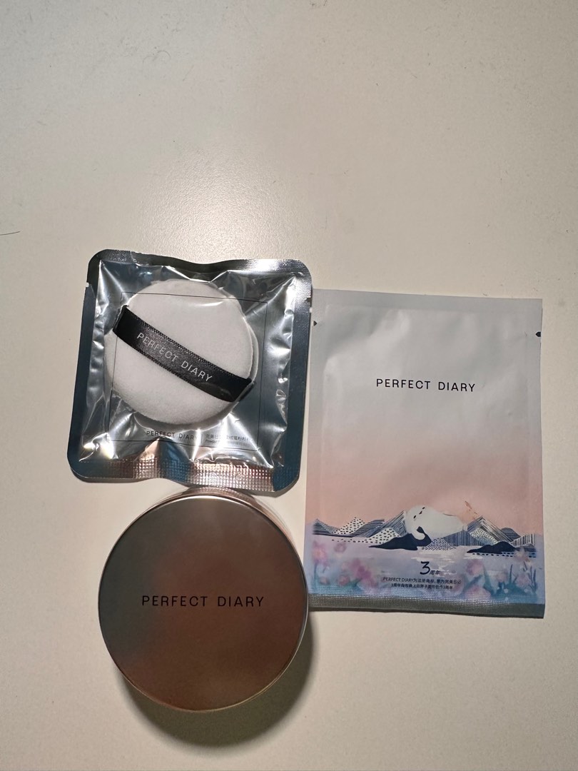 Perfect Diary loose powder, Announcements on Carousell