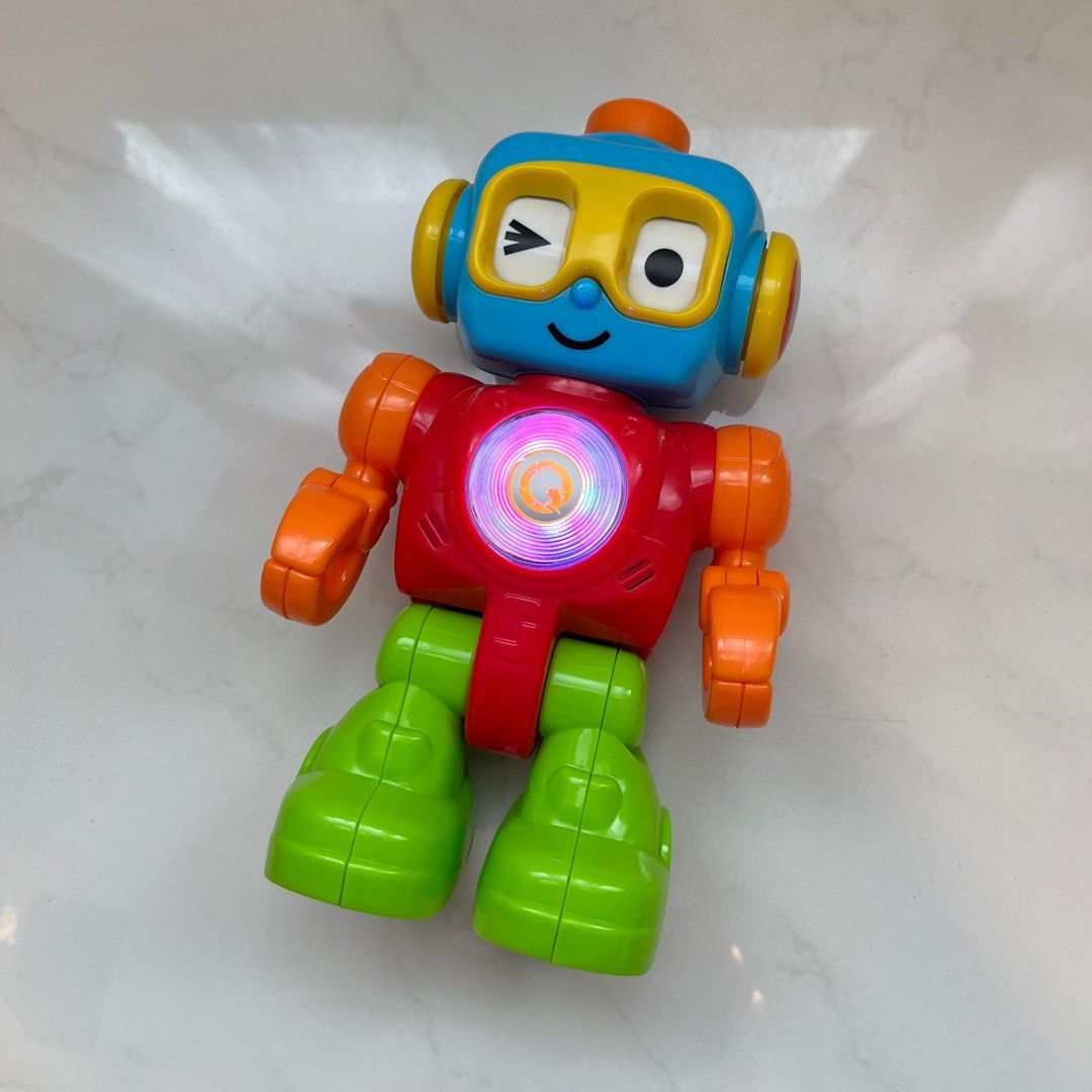 PlayGo electric Robot with light and sound, Hobbies & Toys, Toys ...