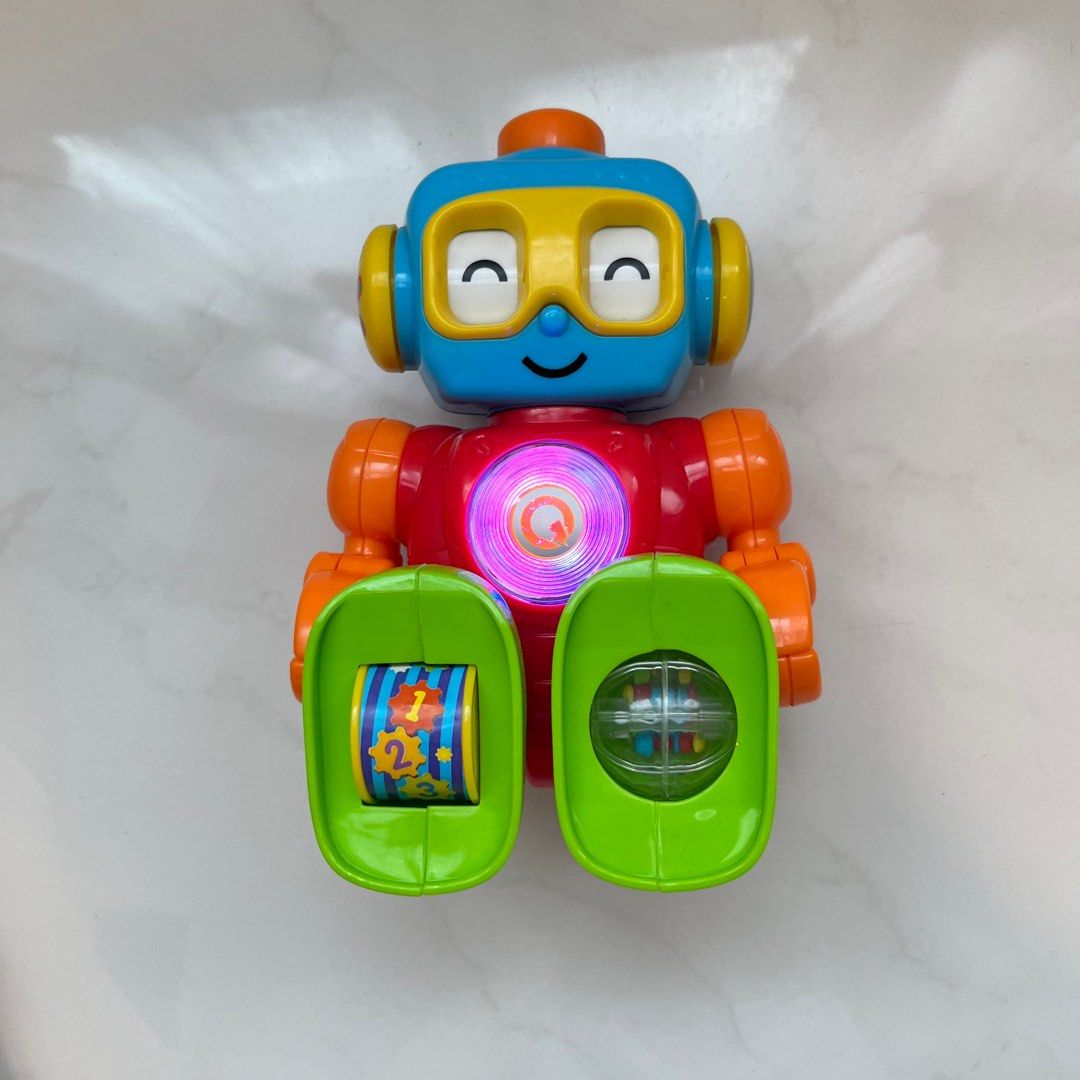 PlayGo electric Robot with light and sound, Hobbies & Toys, Toys ...