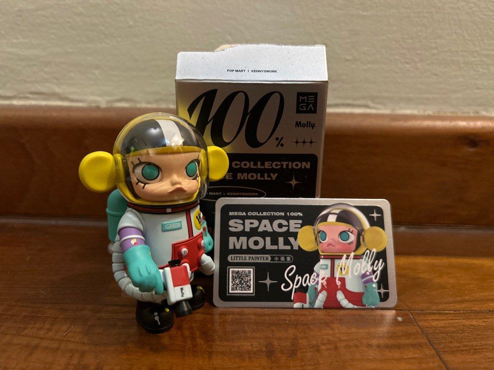 Popmart | 100% Space Molly little painter, Hobbies & Toys, Toys & Games ...