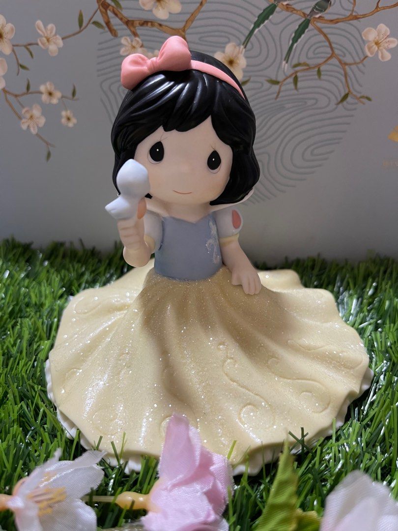 Precious Moments - Disney Princess figurines, Hobbies & Toys, Toys ...