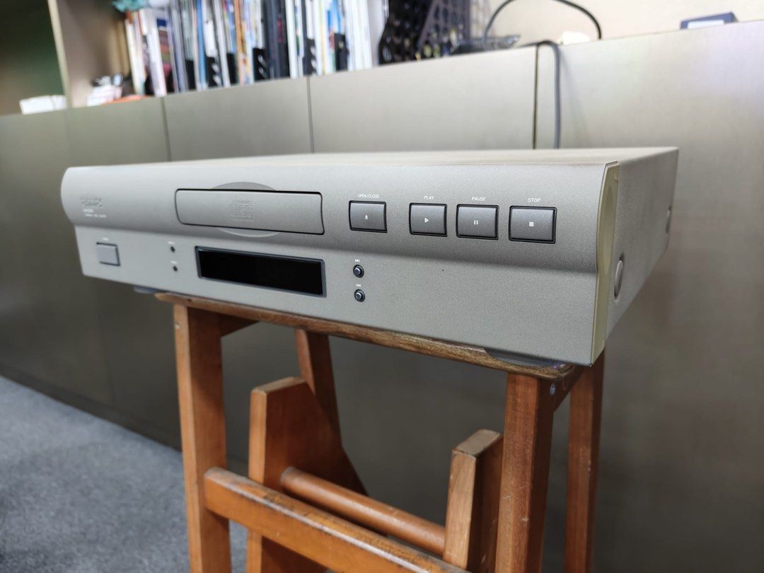 Rare 220V Philips LHH 200R CD player, Audio, Soundbars, Speakers ...