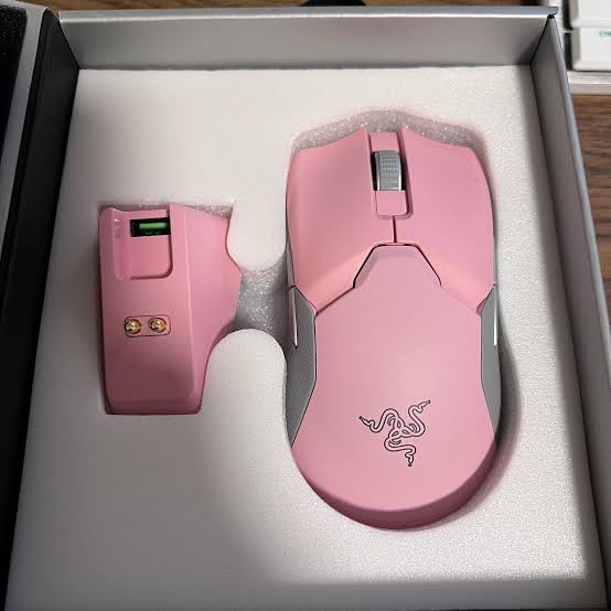 RAZER VIPER ULTIMATE HYPERSPEED WIRELESS GAMING MOUSE WITH CHARGING ...