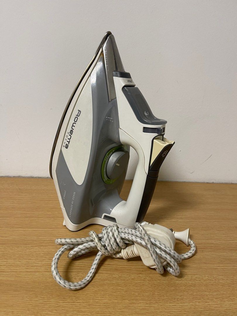 Rowenta iron, TV & Home Appliances, Irons & Steamers on Carousell