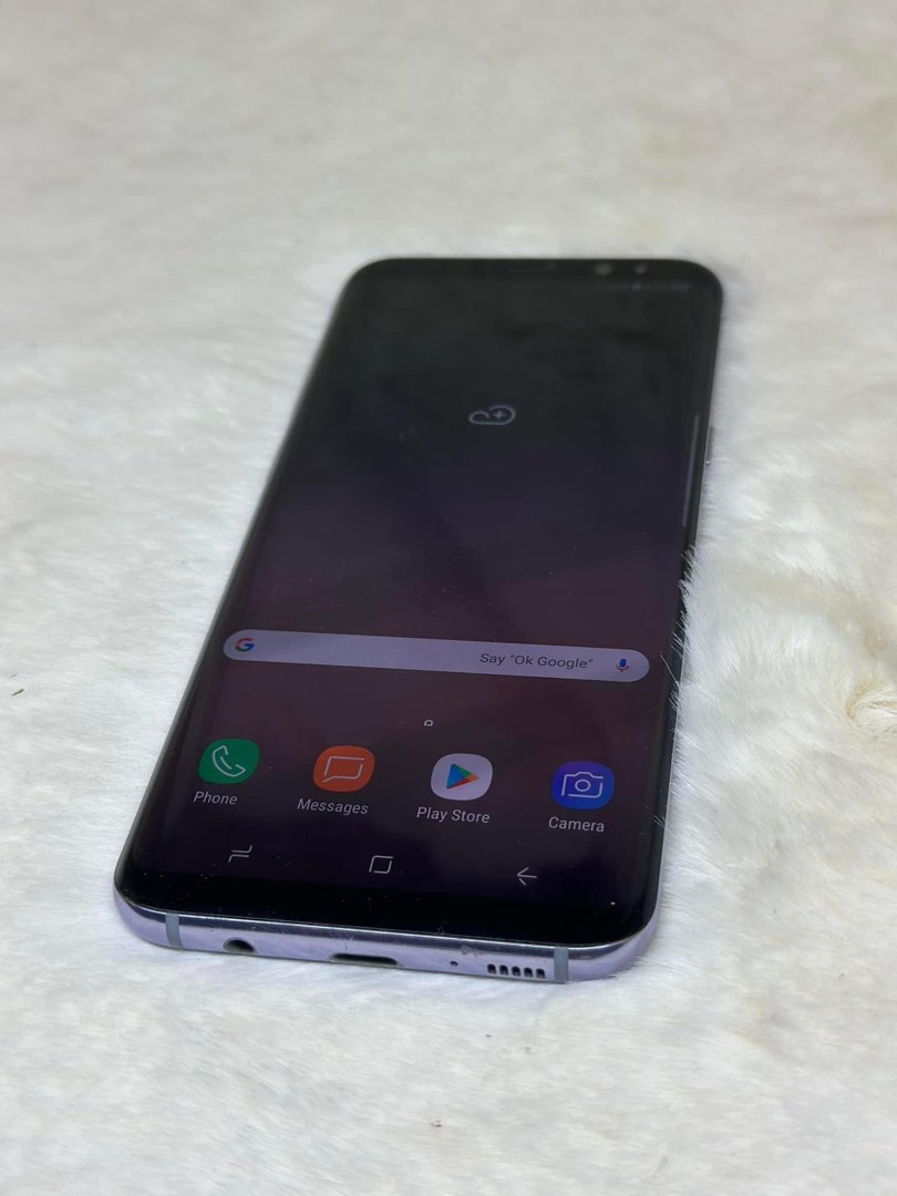 Samsung S8 Plus on Carousell
