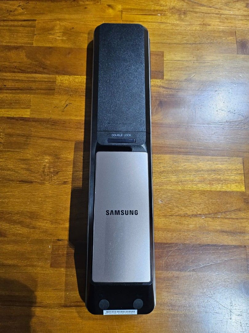 Samsung SHP-P72 | SHP-DP609 Digital Smart Door Lock (Silver), Furniture & Home Living, Security ...