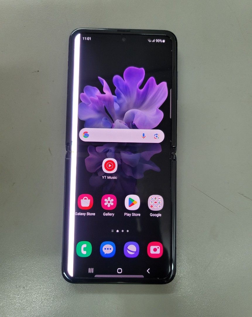 Samsung z flip1 256gb, Mobile Phones & Gadgets, Mobile Phones, Android ...