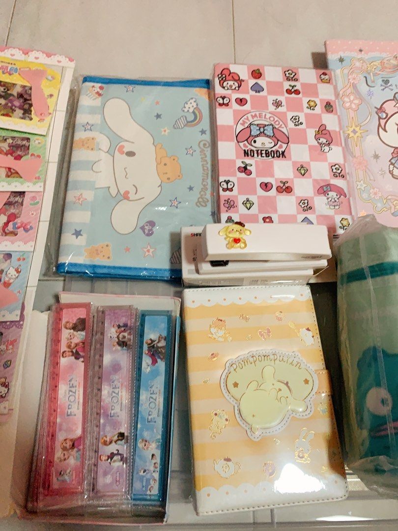 Stationary sanrio character design Cinnamonroll melody hello kitty ...