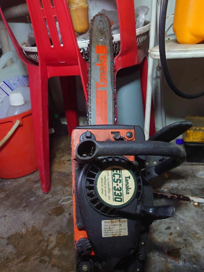 Tanaka ECS 330 chainsaw, Furniture & Home Living, Home Improvement ...