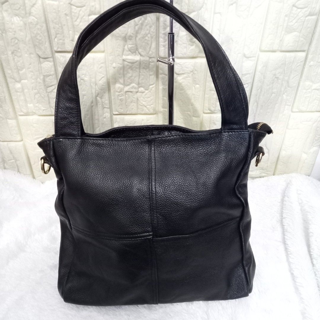 Tas Shoulder Hobo Kulit Asli, Fesyen Wanita, Tas & Dompet di Carousell