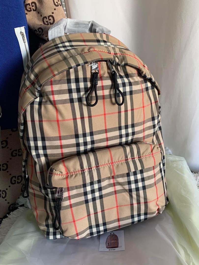 Unisex BB backpack medium, Women's Fashion, Bags & Wallets, Backpacks on Carousell