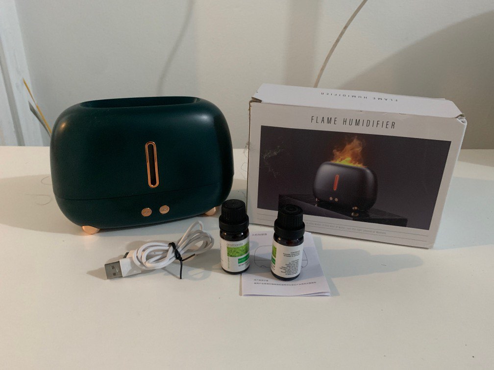 USB diffuser, Furniture & Home Living, Home Fragrance on Carousell