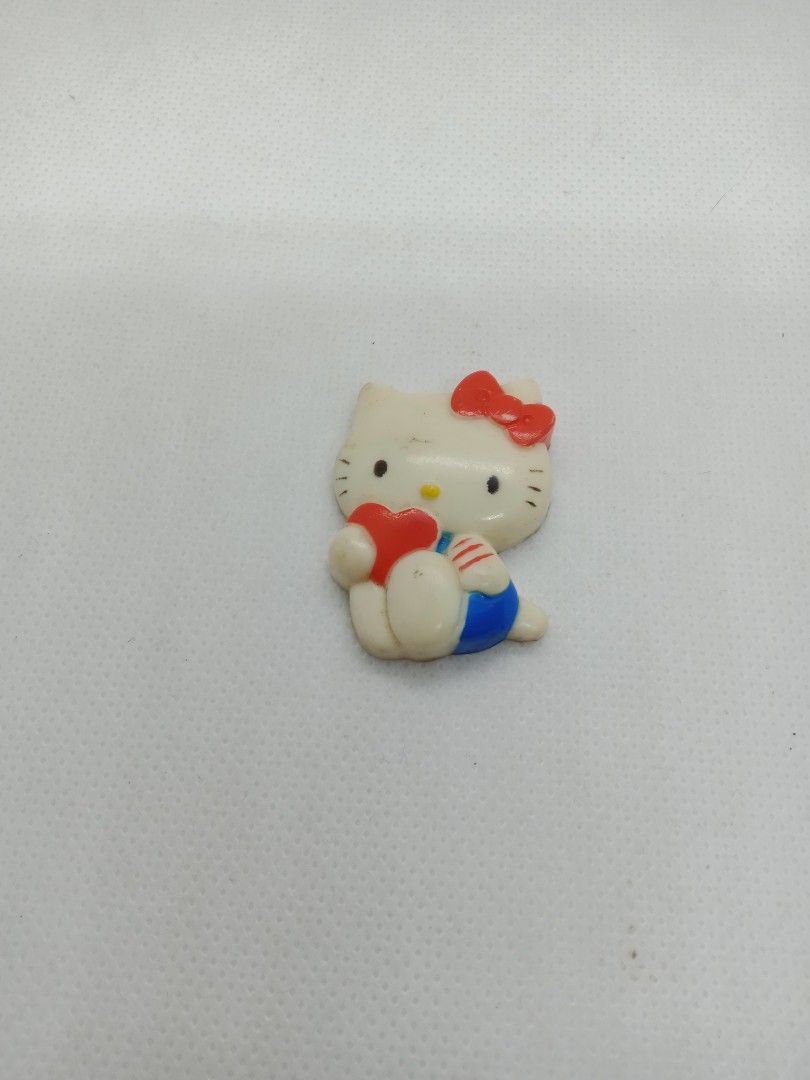 Vintage Sanrio Hello Kitty Magnet on Carousell