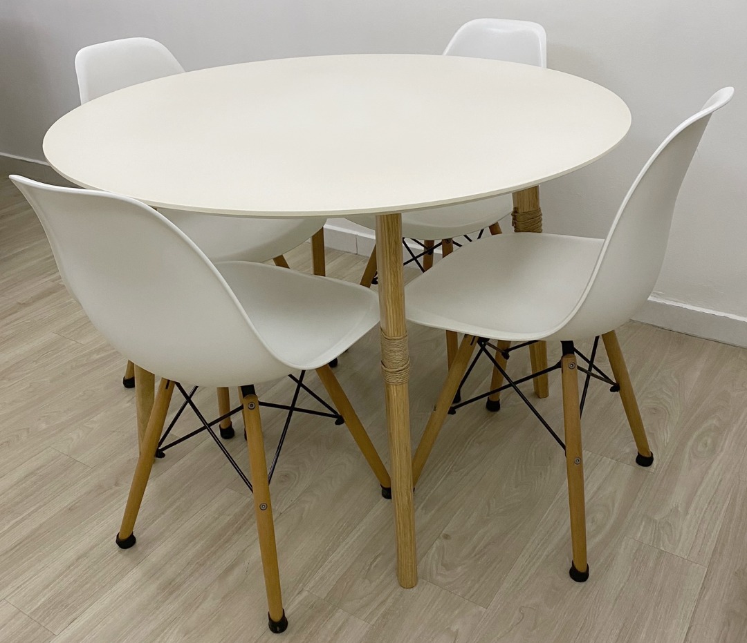 White Harold Round Dining Table With 4 White Eames Replica Chairs ...