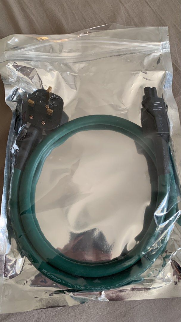 XLO power cable with uk sg 3 pin plug and figure 8 connector for ...