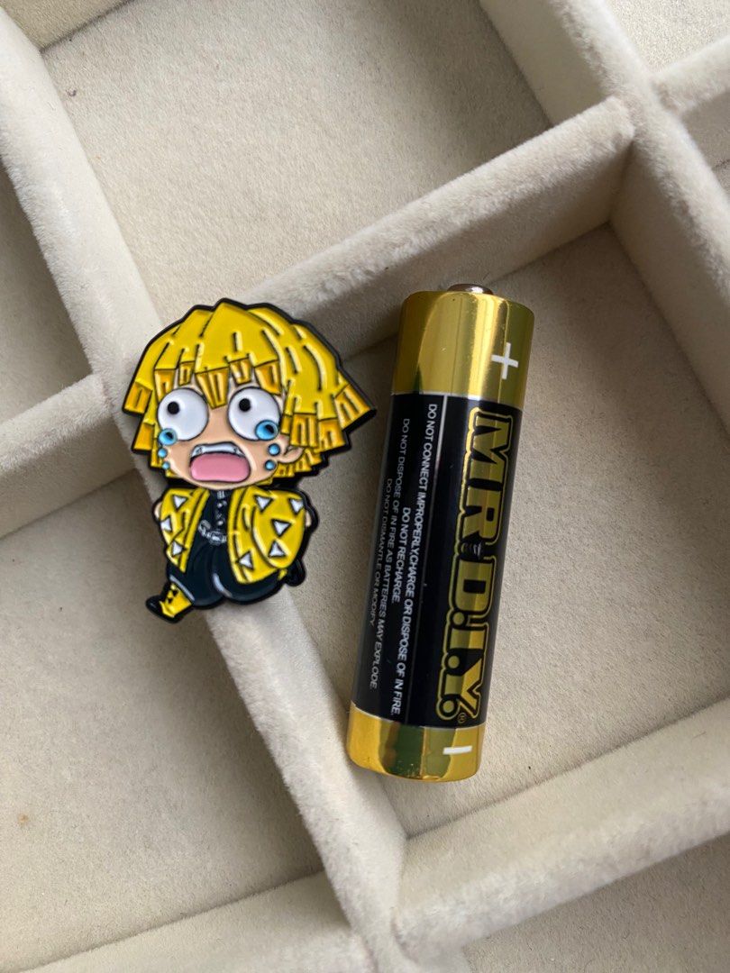 Zenitsu Agatsuma Demon Slayer Brooch Pin, Women's Fashion, Jewelry ...