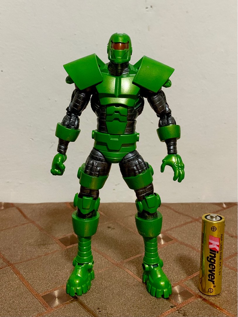 2009 Hasbro Marvel Legends - Titanium Man on Carousell