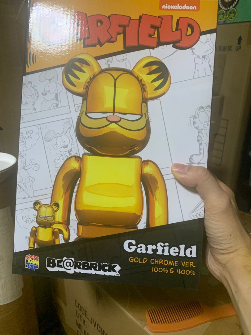 400% + 100% Bearbrick garfield gold chrome, Hobbies & Toys, Toys ...