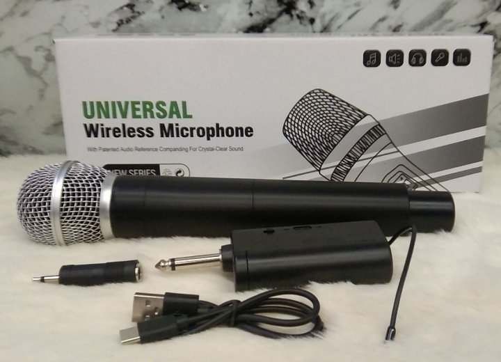 58 UNIVERSAL WIRELESS MICROPHONE, Audio, Microphones on Carousell