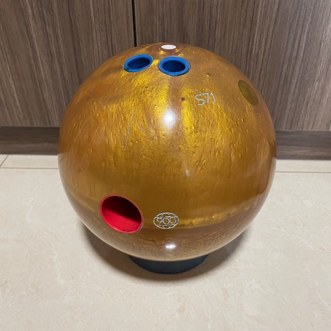 900 Global Honey Badger bowling ball, Sports Equipment, Sports & Games ...