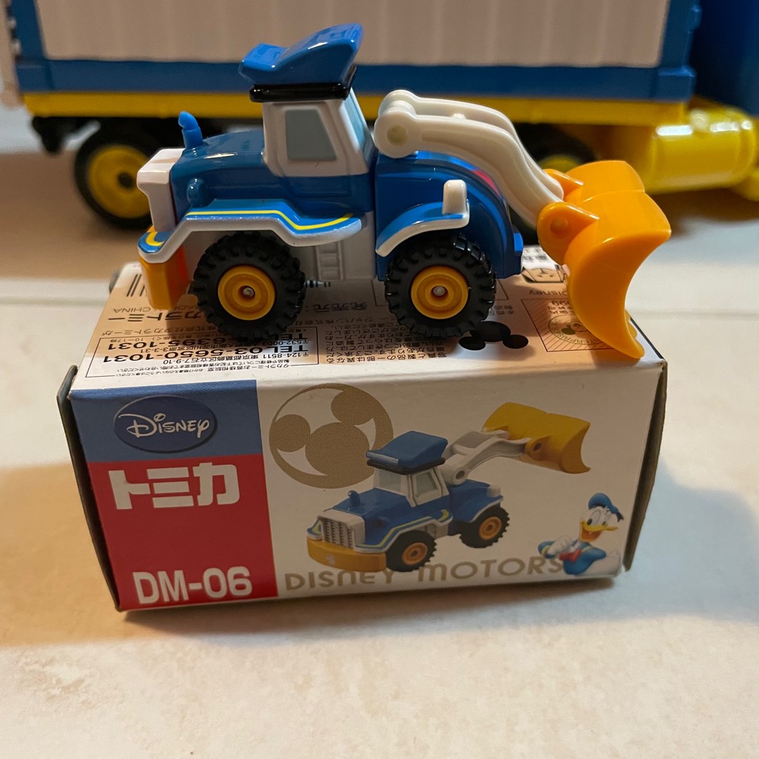 トミカ TOMY DISNEY MOTORS donald duck, 興趣及遊戲, 玩具 & 遊戲類 - Carousell