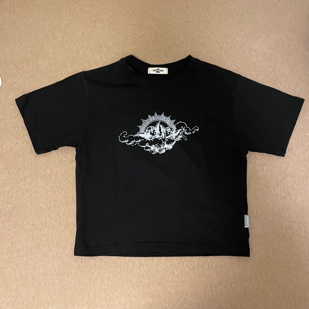 angel tee, 女裝, 上衣, 襯衫 - Carousell