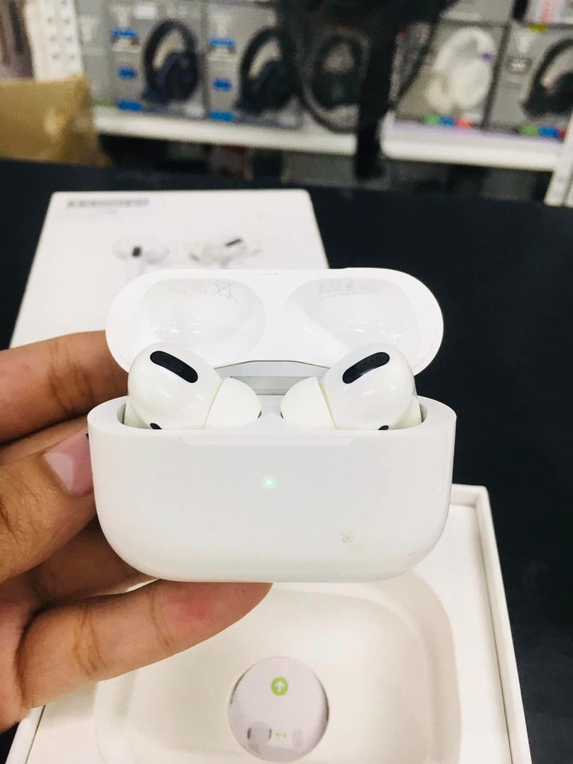 Apple Airpods Pro 1st Gen A2084, A2083, Audio, Earphones on Carousell