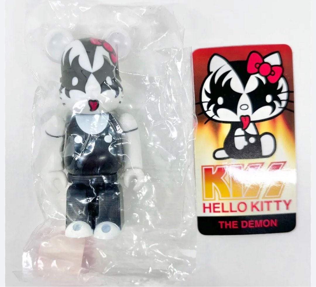 Bearbrick Cute Kiss Hello Kitty, Hobbies & Toys, Toys & Games on Carousell