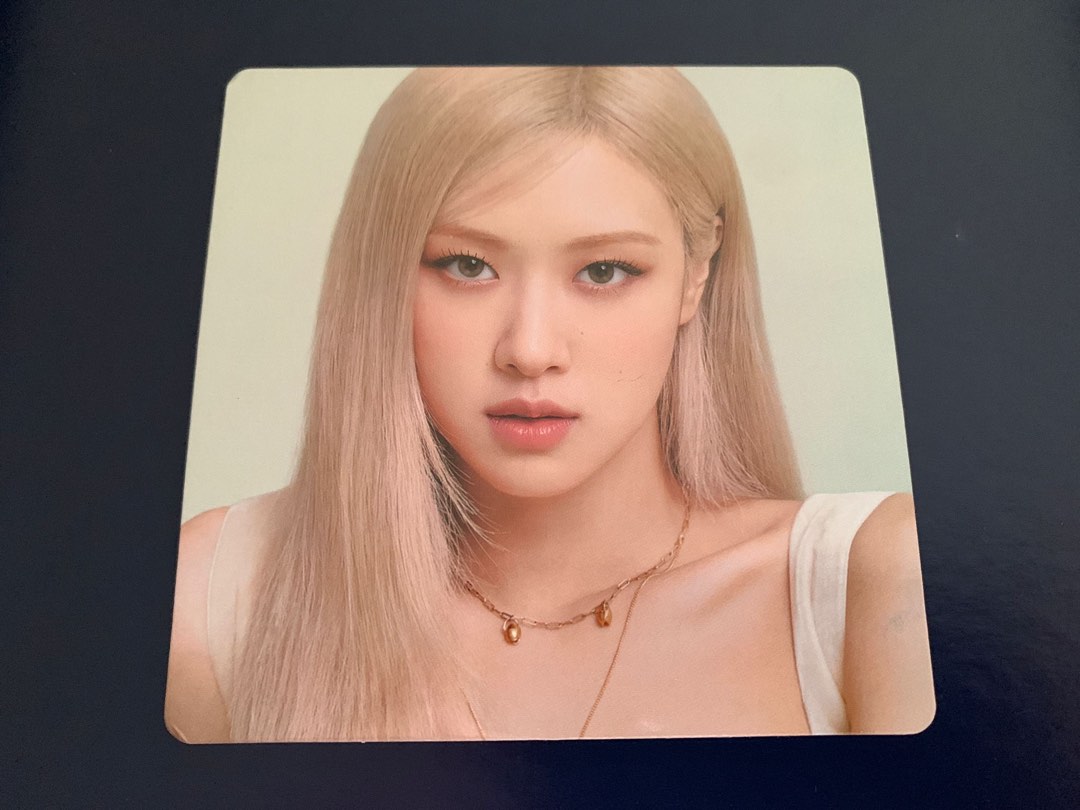 Blackpink Rose Olens Official Photocard, Hobbies & Toys, Memorabilia ...