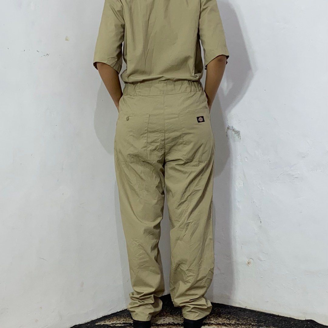 Coverall / wearpack/ overall dickies cream, Fesyen Wanita, Pakaian ...