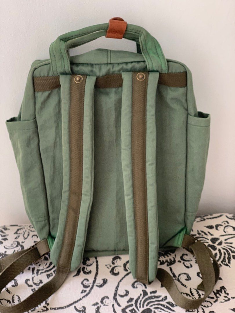 green doughnut backpack