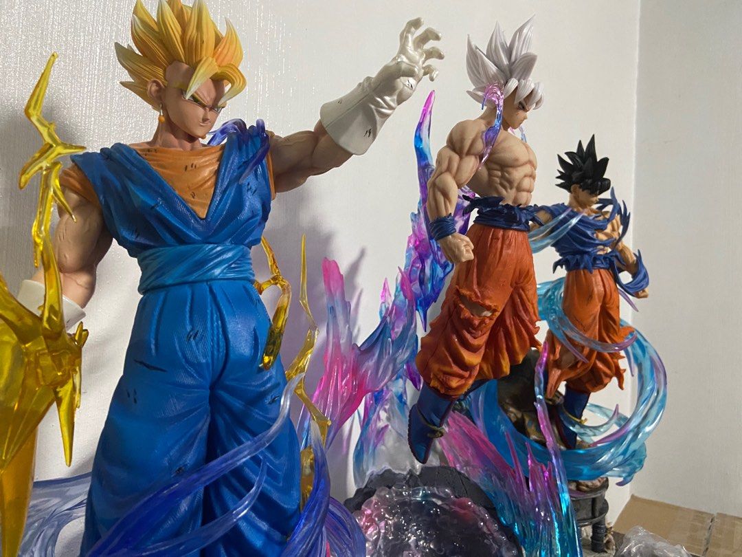 DRAGON BALL FIGURE GOKU,VEGITO BIG SCALE, Hobbies & Toys, Toys & Games ...