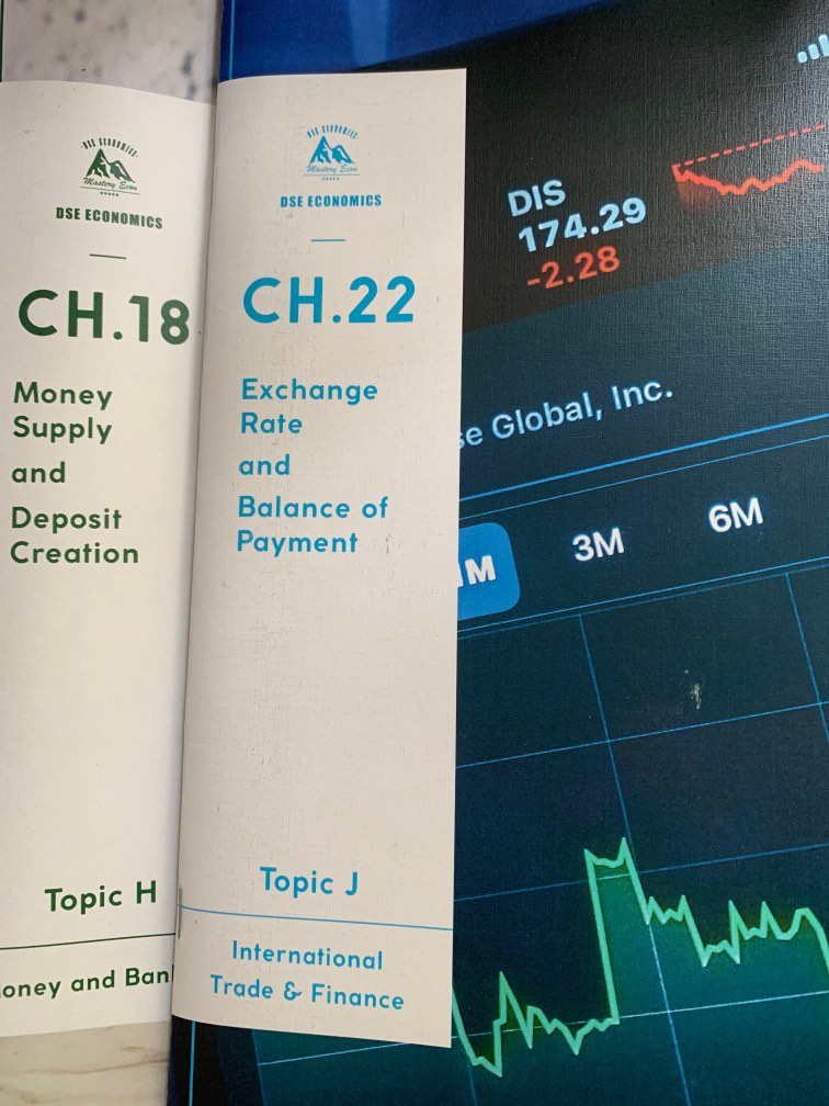 DSE economics Ch18&22 +question booklet, 興趣及遊戲, 書本 & 文具, 教科書 - Carousell