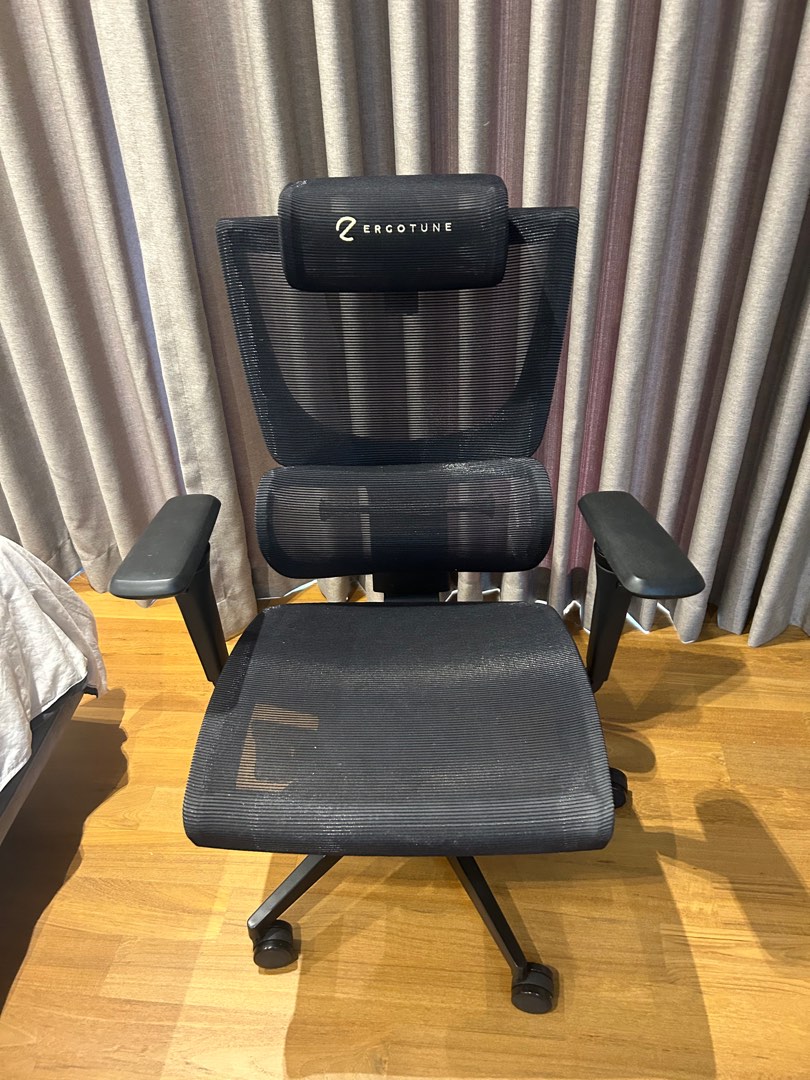 ErgoTune Supreme V3 Medium, Furniture & Home Living, Furniture, Chairs ...