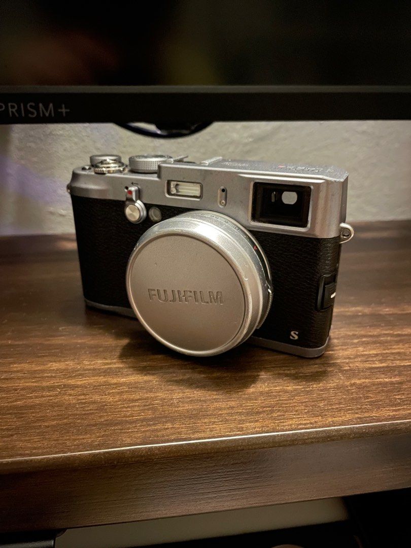Fujifilm X100S, Photography, Cameras on Carousell
