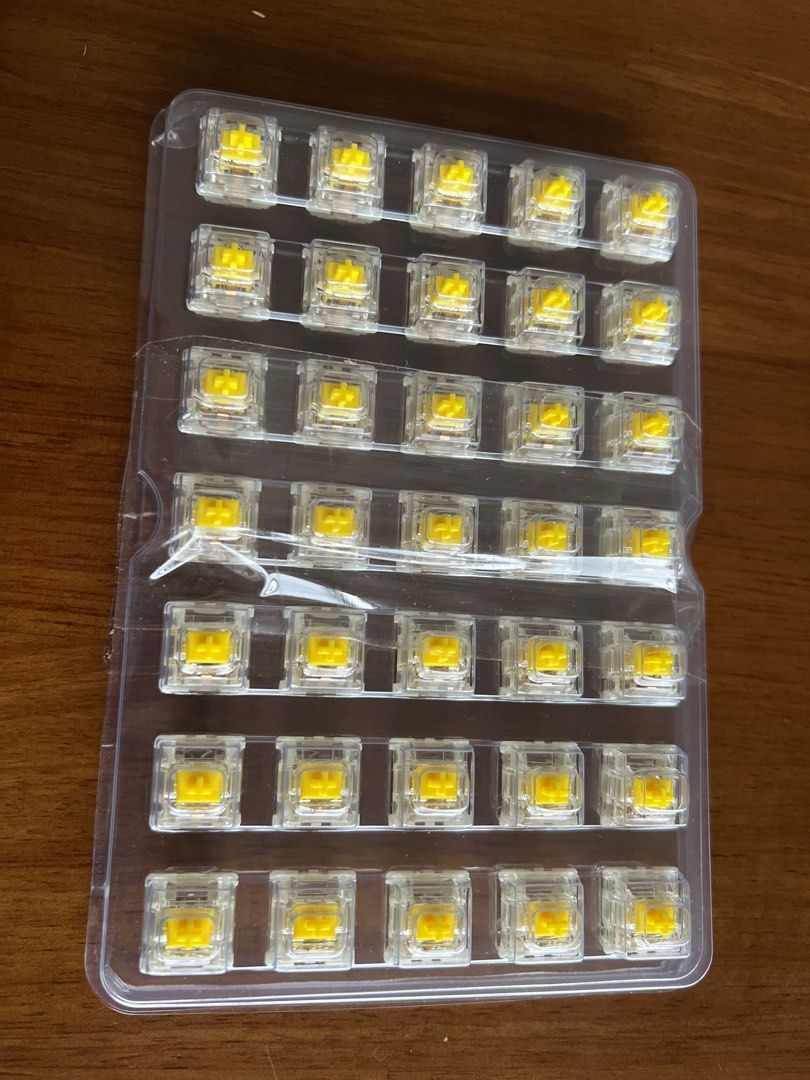 Gateron G Pro Yellow Switches 2.0 x 35 (BNIB), Computers & Tech, Parts ...