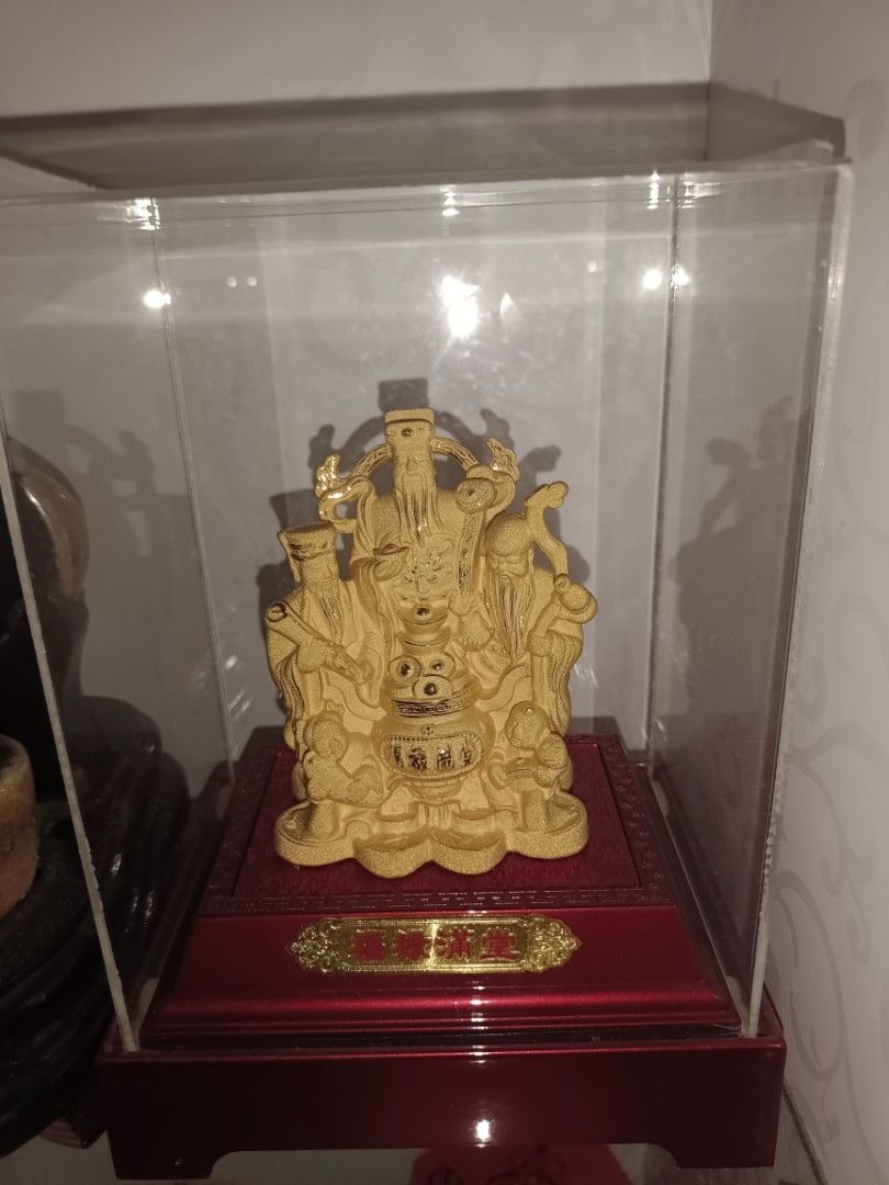 Gold plated Fu lu shou display, Furniture & Home Living, Home Decor ...