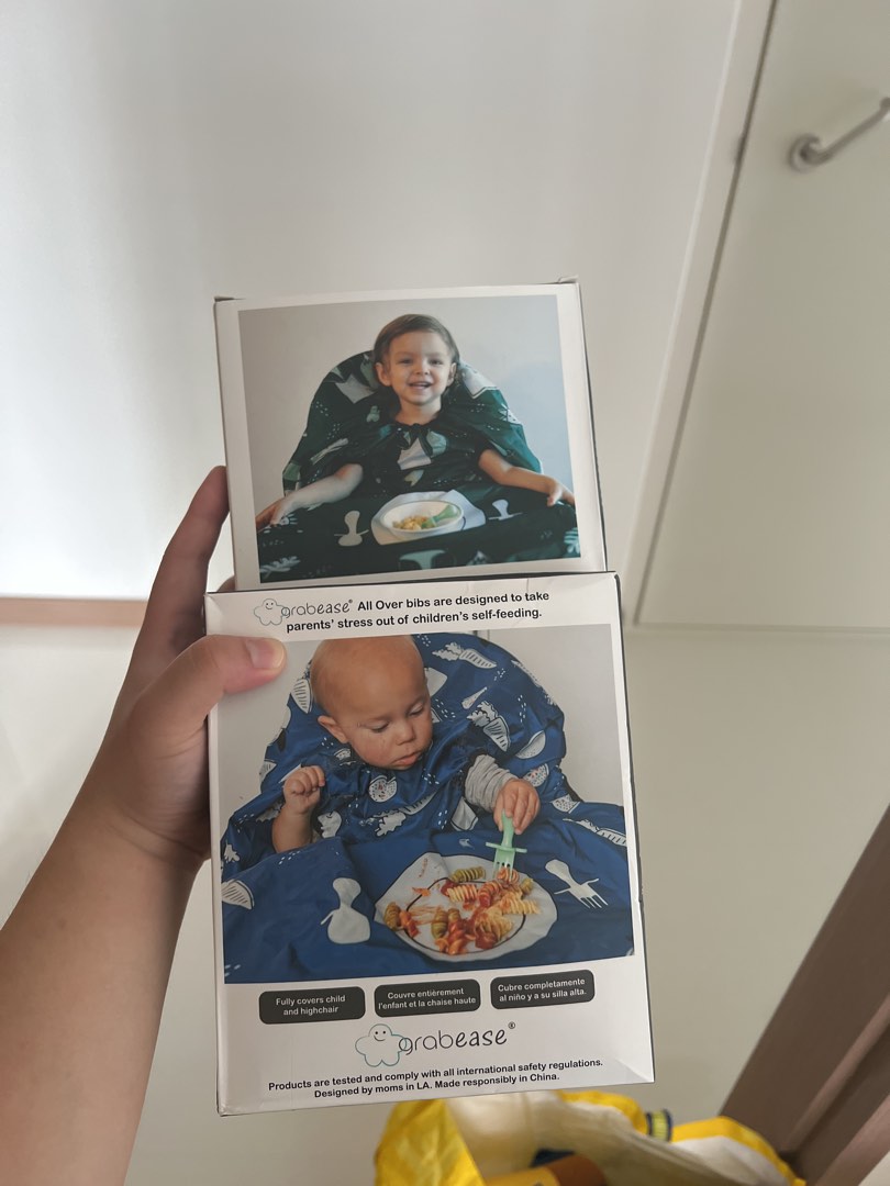 Grabease Bib, Babies & Kids, Nursing & Feeding, Weaning & Toddler Feeding on Carousell