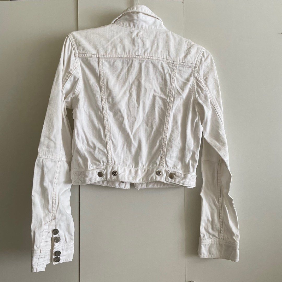 GUESS white denim cropped jacket on Carousell