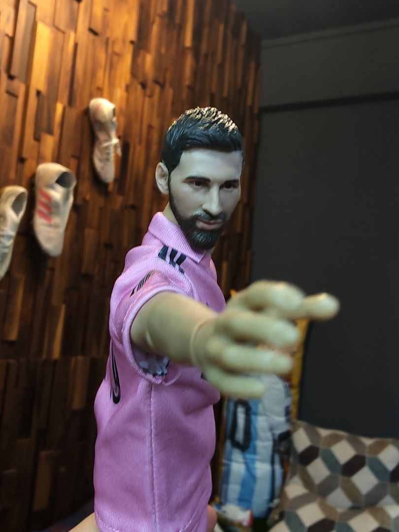 Inter Miami Messi Figurine, Hobbies & Toys, Memorabilia & Collectibles ...