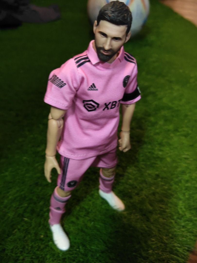Inter Miami Messi Figurine, Hobbies & Toys, Memorabilia & Collectibles ...